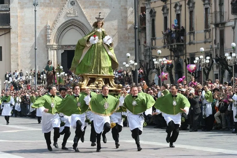 Easter in Italy: Top Traditions & Places to Celebrate