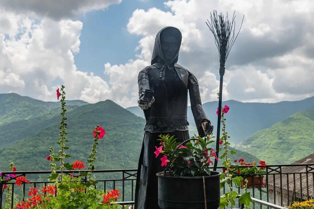 Witch Trials in Italy: Dark History & Hidden Stories