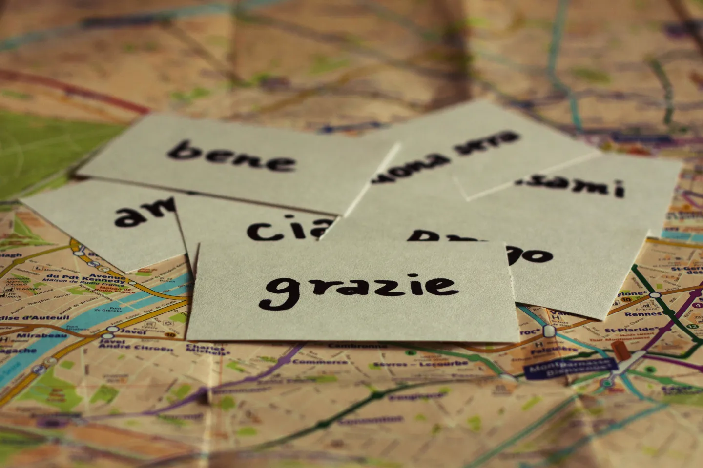 Traveling in Italy Without Speaking Italian: Tips & Guide