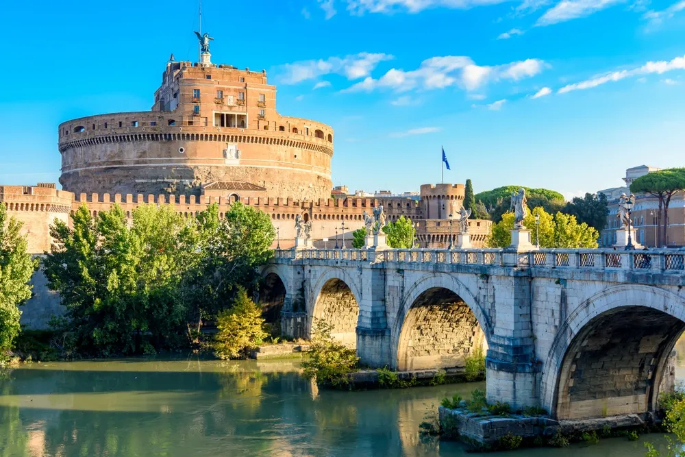 Italian Castles: stories of Kings, Knights, and hidden treasures ...
